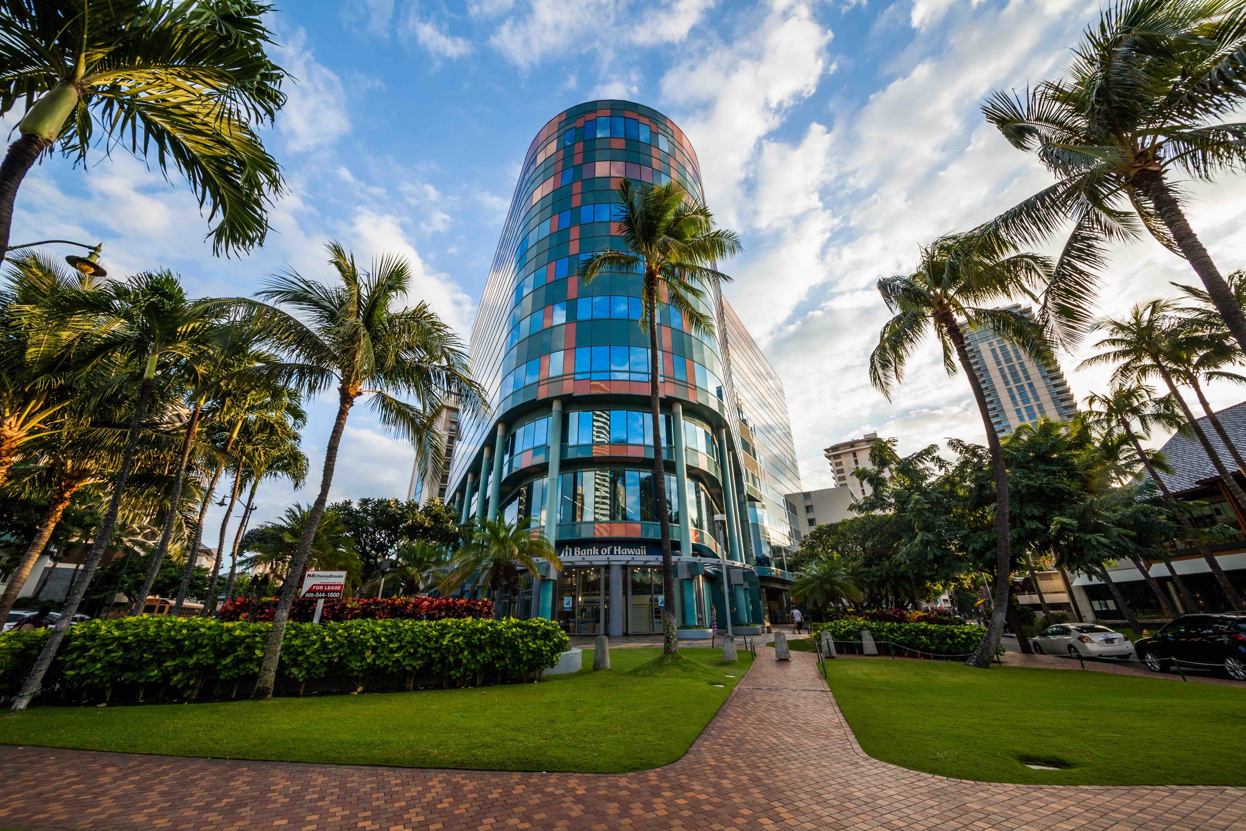 waikiki office – Hawaii timeshare resale | Buy Hilton, Wyndham, Marriot